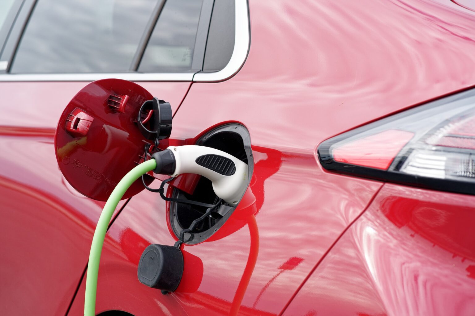Zero VAT for retrofit batteries but what about EV charging? - Renewable ...