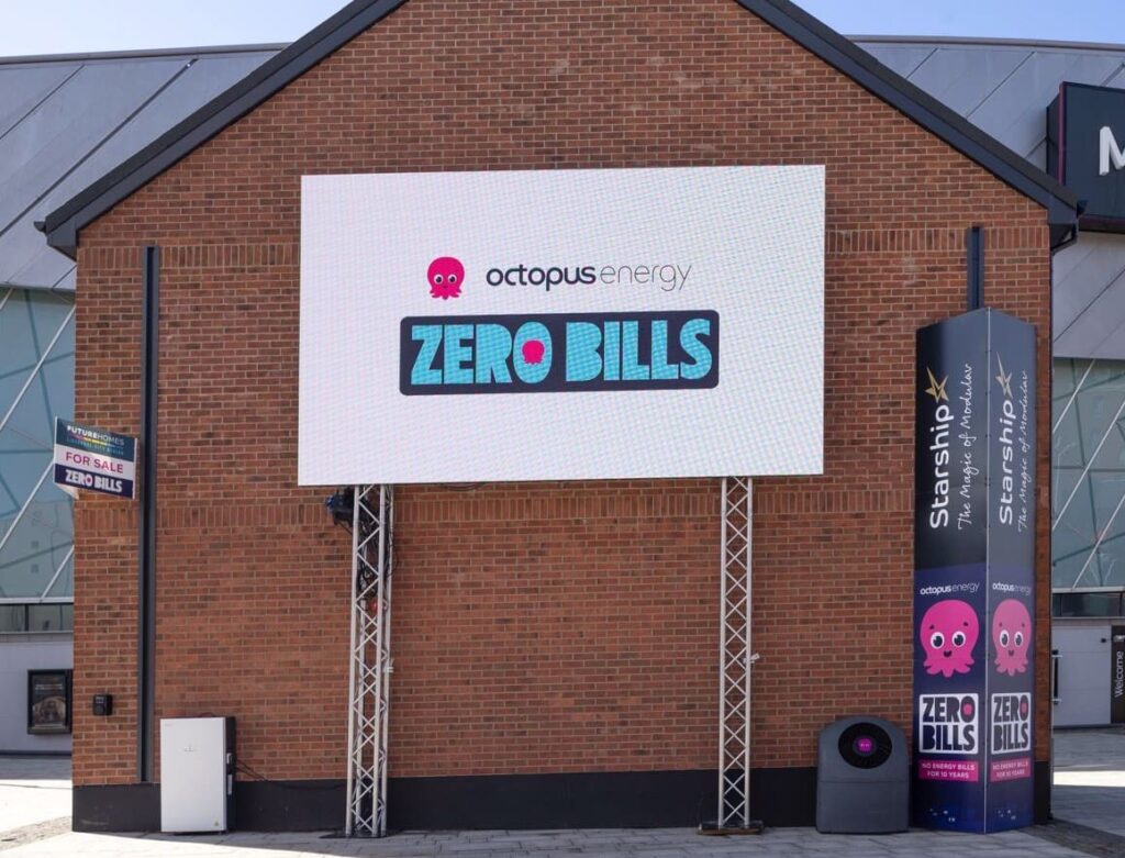 Ambitious new target to create 100,000 ‘Zero Bills’ homes by 2030 ...